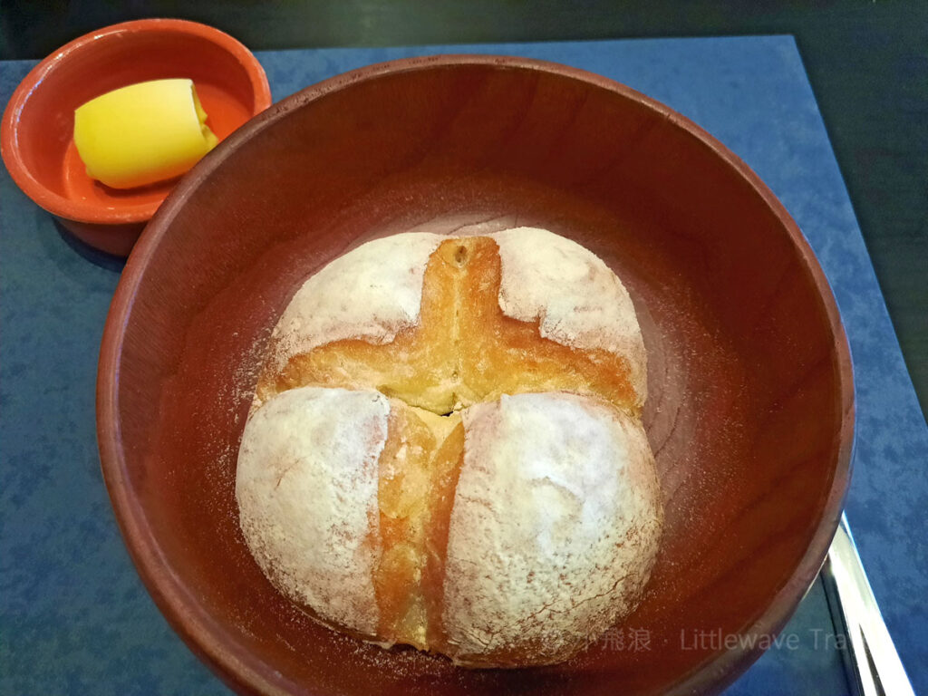 【澳門葡國菜】旅遊塔皇家葡萄肴Tromba Rija自助晚餐試食評價! 新鮮感十足!食物精緻!必吃燒乳豬!